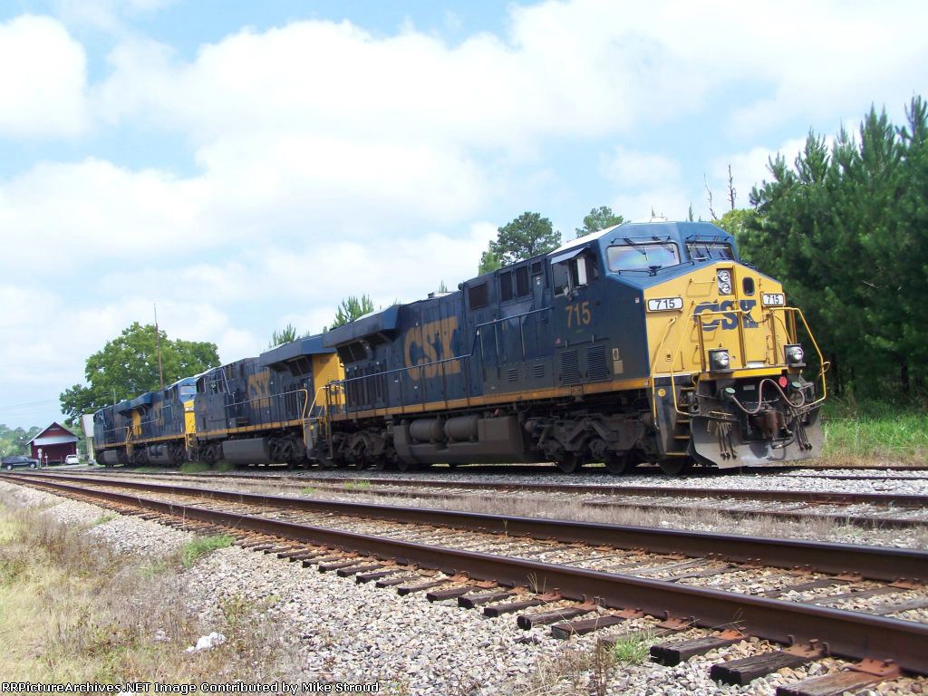 CSX 715
